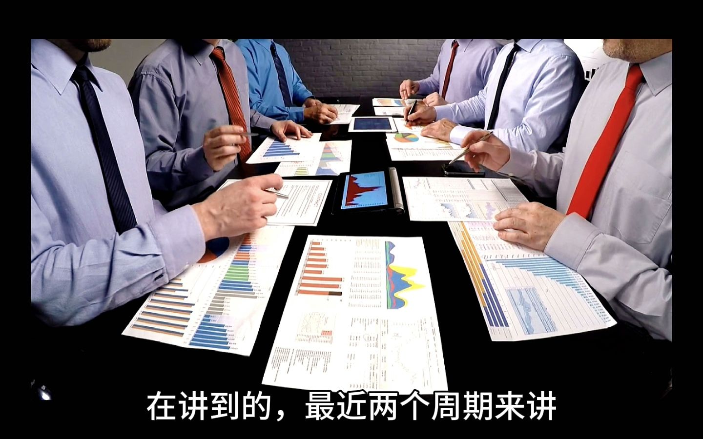 竟可以把“MACD”运用得炉火纯青,反复读了10遍,精辟透彻