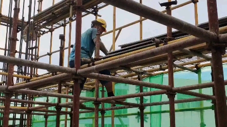 施工现场 梁模板加固,高支模架体加固检查,剪刀撑的设置