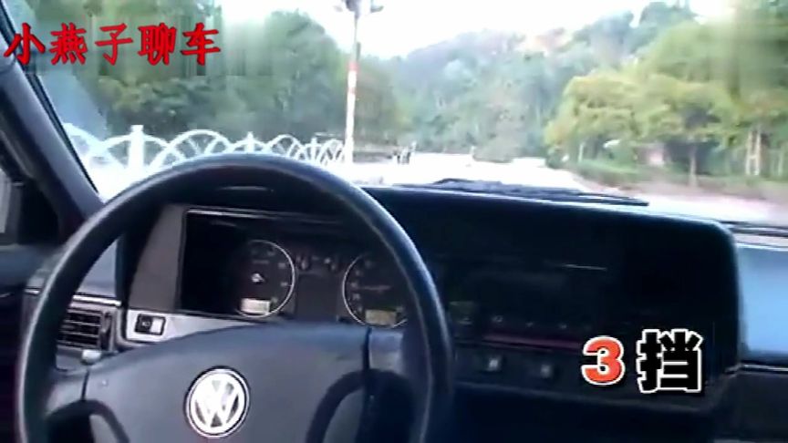 实拍学员练习科目三过程,教练指导每一个操作动作,良心教练