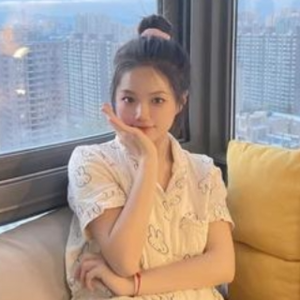 理理真忙