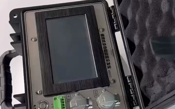 ...稳控科技 Wk512是稳控科技自主研发的一款多功能便携式数据采集仪