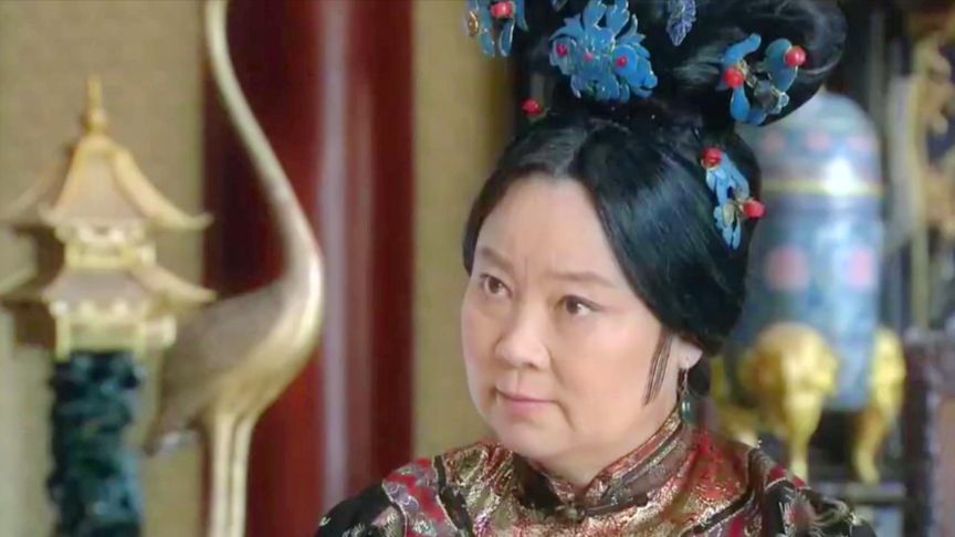 新还珠格格:小燕子被逼学宫规,这恐怕是容嬷嬷的高光时刻