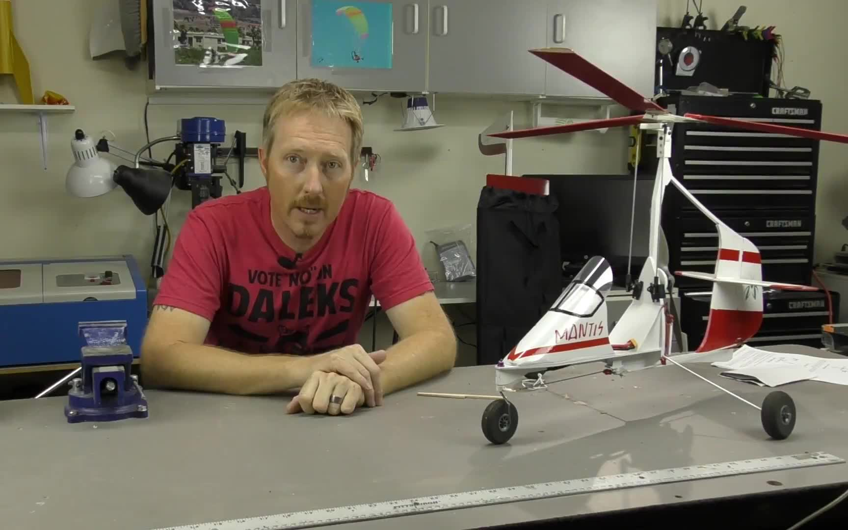 如何制作一架遥控旋翼机【中文字幕】