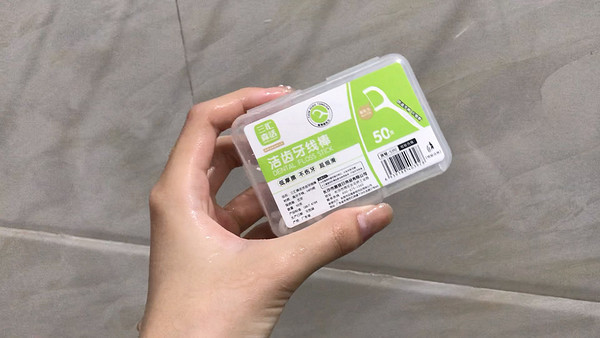生活必备的牙线棒