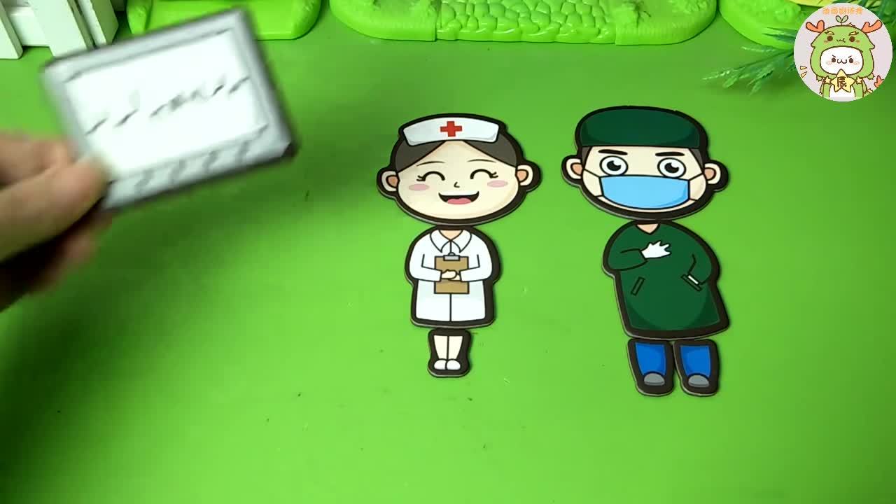 警察抓小偷,小偷怎么穿着病人的衣服,动画剧场秀