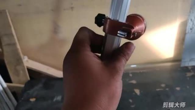 玻璃刀的使用方法,详细介绍想自己割玻璃的可以看看