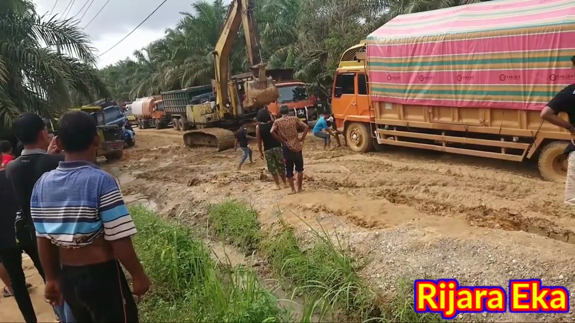 旋转轮胎地球服#63