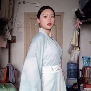 各木辛 