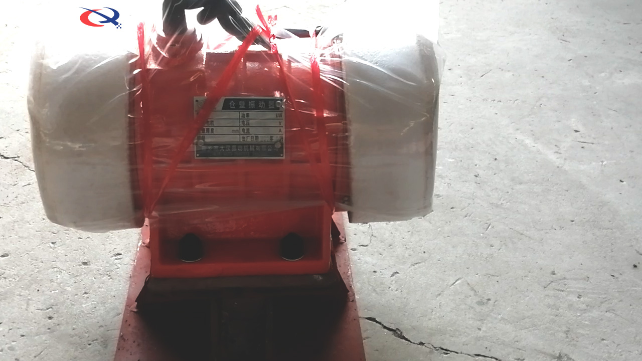 卧式振动电机设备介绍