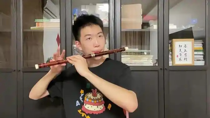 下个路口见 秒针转动滴滴答…中央音乐学院学生竹笛 笛子演奏,朝气蓬勃