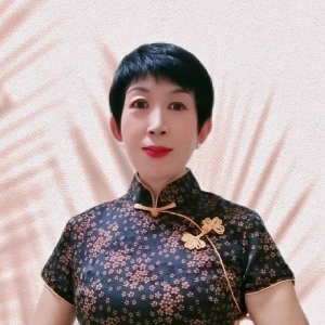 远行户外的春天 