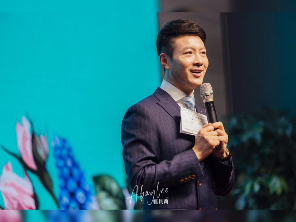 揭西县主持人司仪开业庆典主持人宴会主持人