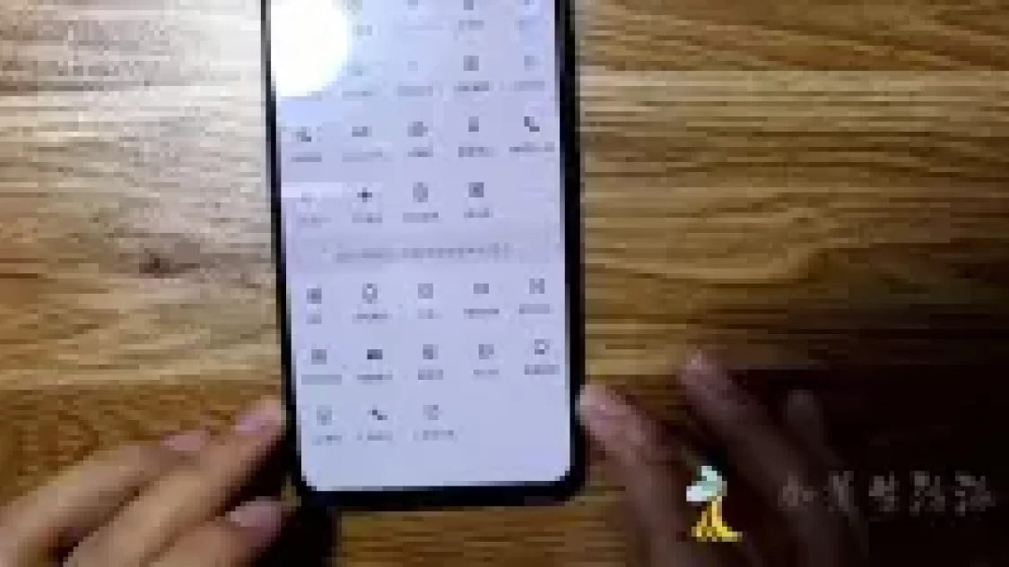 教你怎样将手机投屏! 很实用的窍门