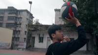 篮球教学:投篮老是打铁怎么办?教你如何正确的投出美如画投篮