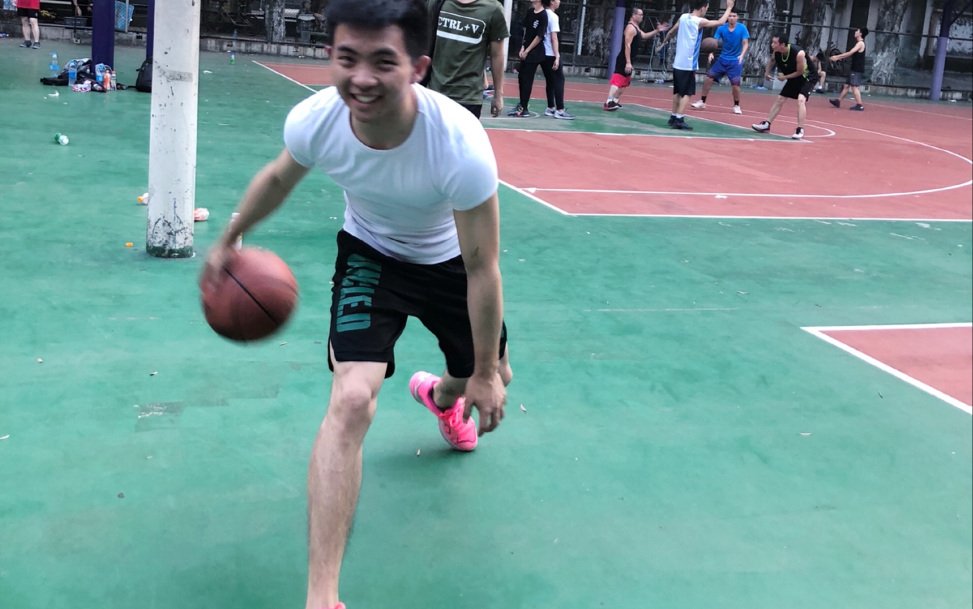 第一天:定点投篮#进球200+#