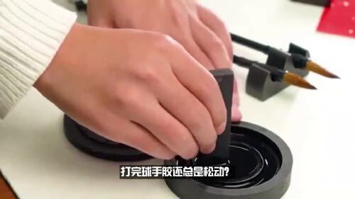 羽毛球拍握拍手感大升级!三角形手胶缠法全解析