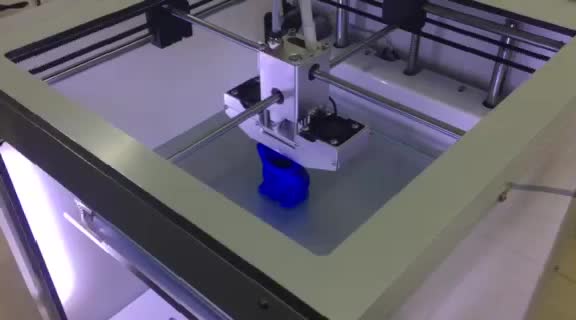 办公设备二十五台,新买回安装试机。