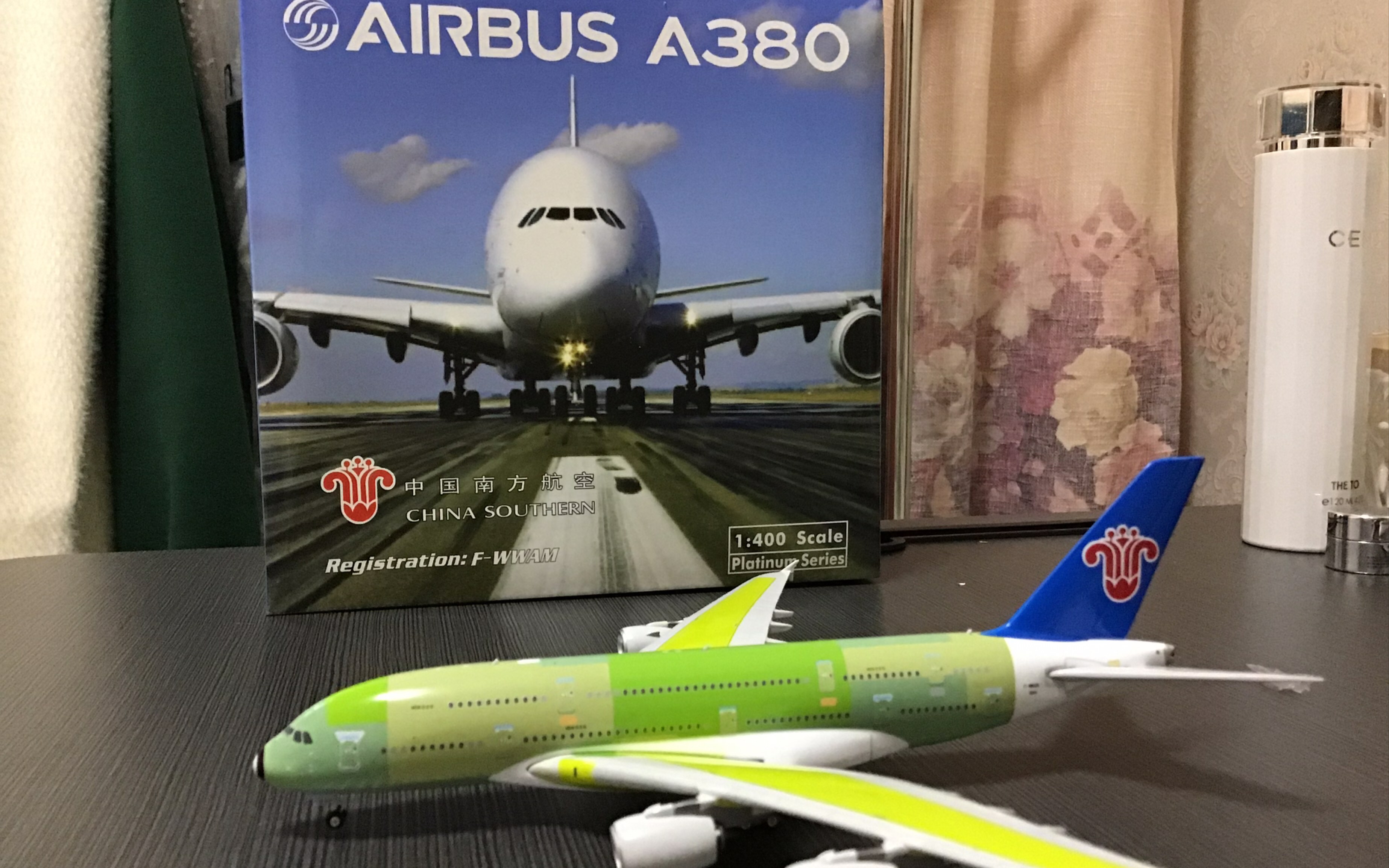 【机模开箱】Phoenix 中国南方航空A380-800 F-WWAM 工程制造涂装 ...