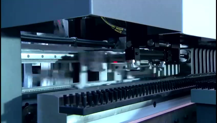 德国这数控折弯机真是太酷了 全自动生产操作 工人真是轻松