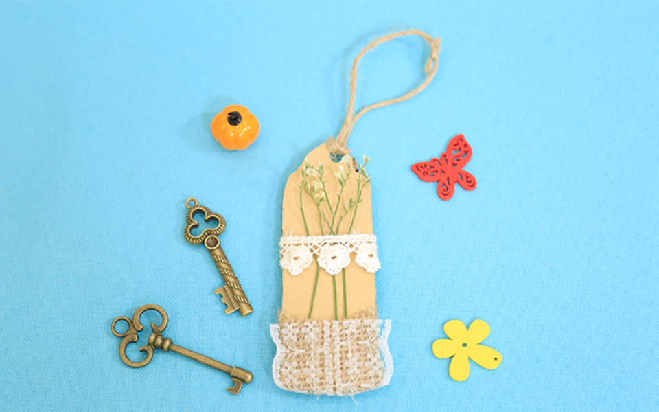 一张纸就能做出来的迷你书签,做法简单又可爱,看见都喜欢