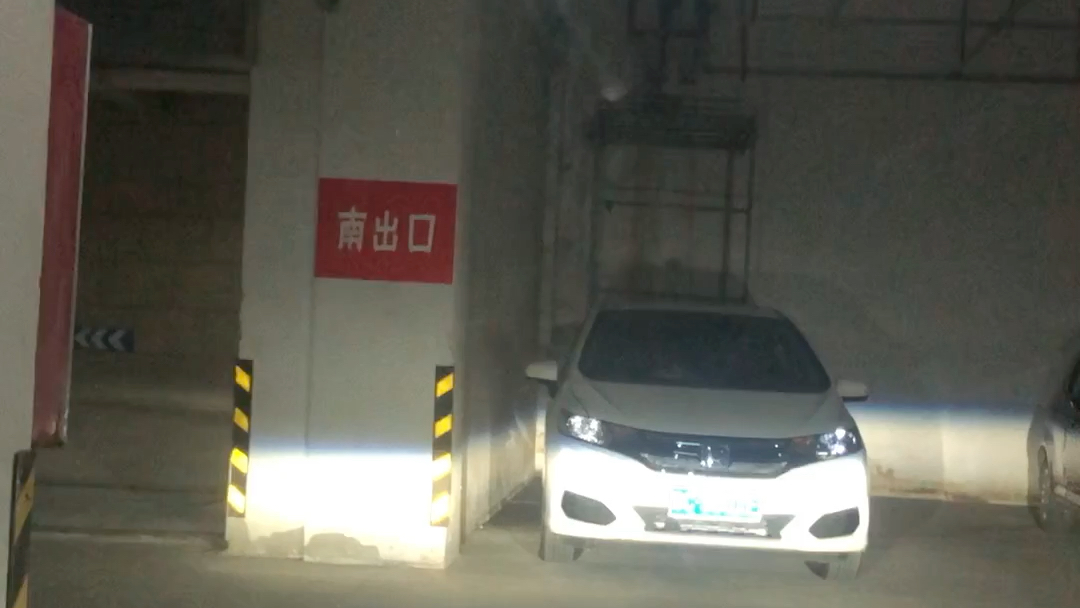 次世代马自达3雨刮问题,大家的马三都有这个问题么,车速慢或者停放...