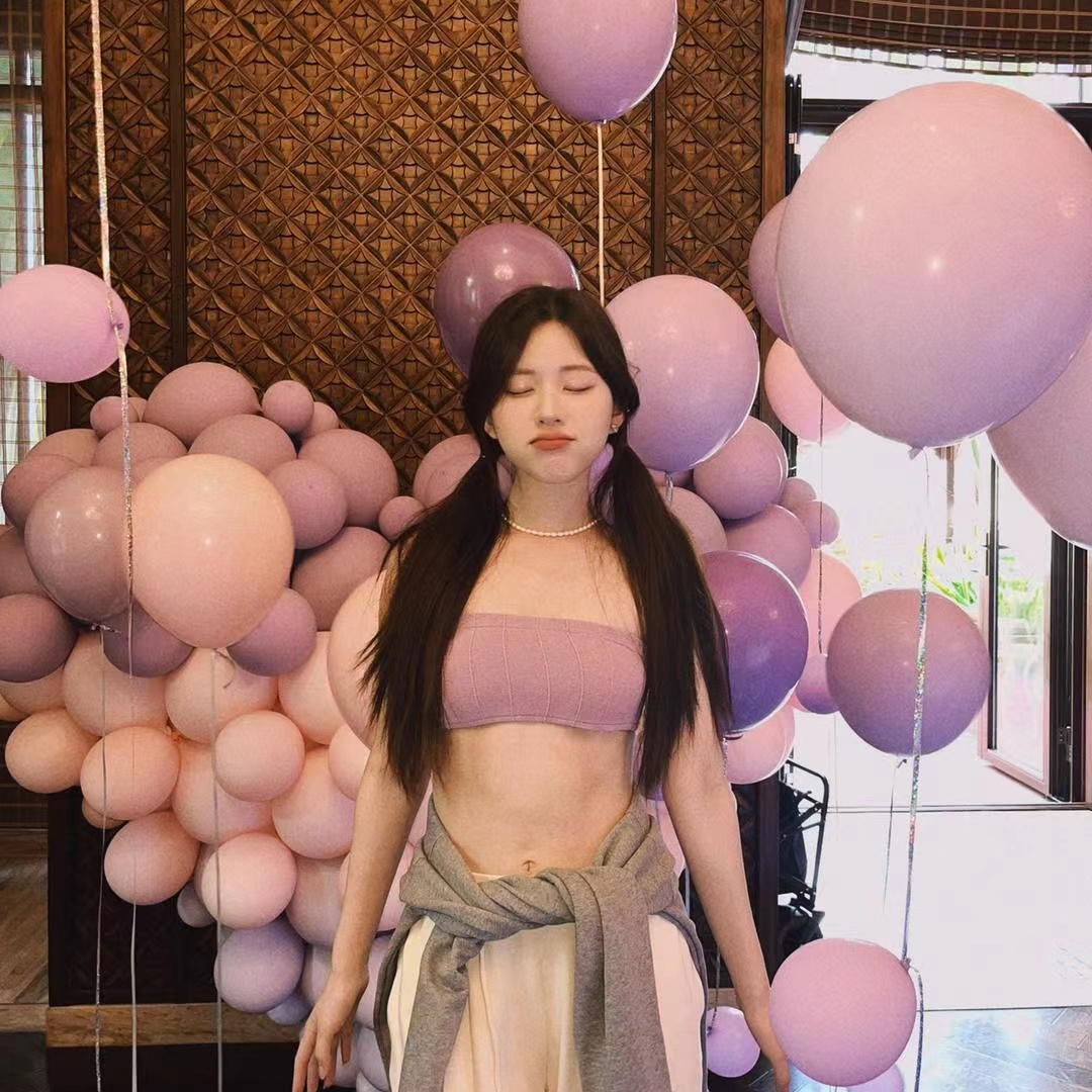 不正经小晗 