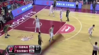 篮球世界:易建联CBA高光时刻,绝杀八一队,大心脏!
