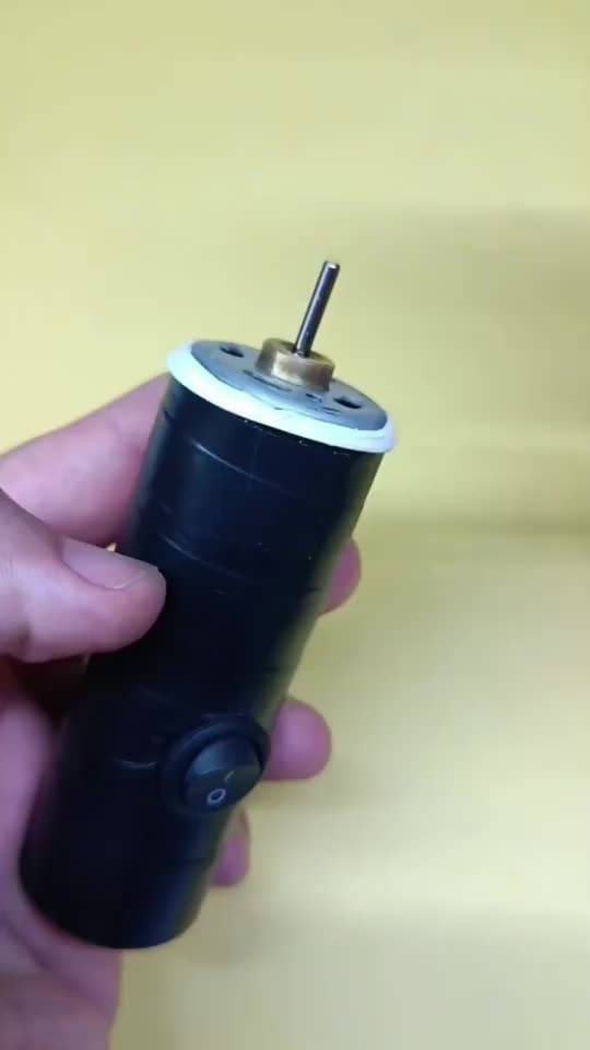 生活小妙招:马达DIY微型电钻,真的太方便了