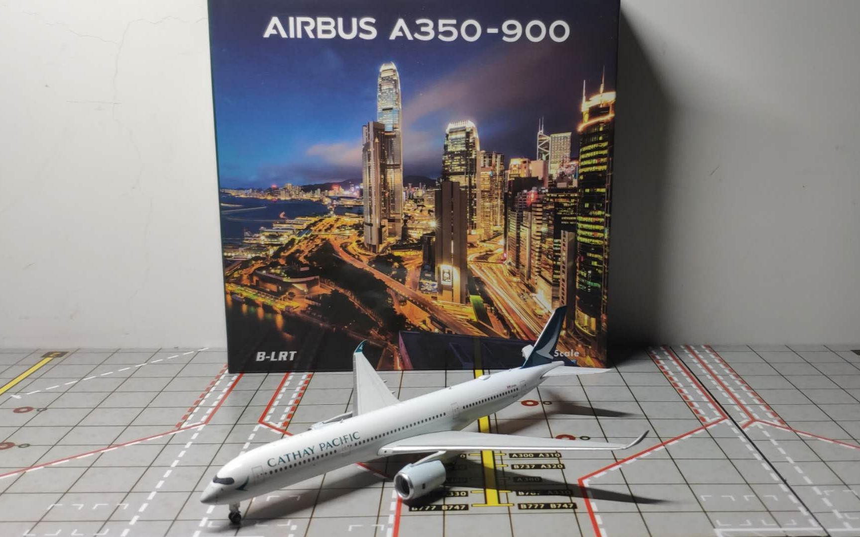 [客机模型开箱]Phoenix/国泰航空/Cathy Pacific/A350-900/B-LRT/PH...
