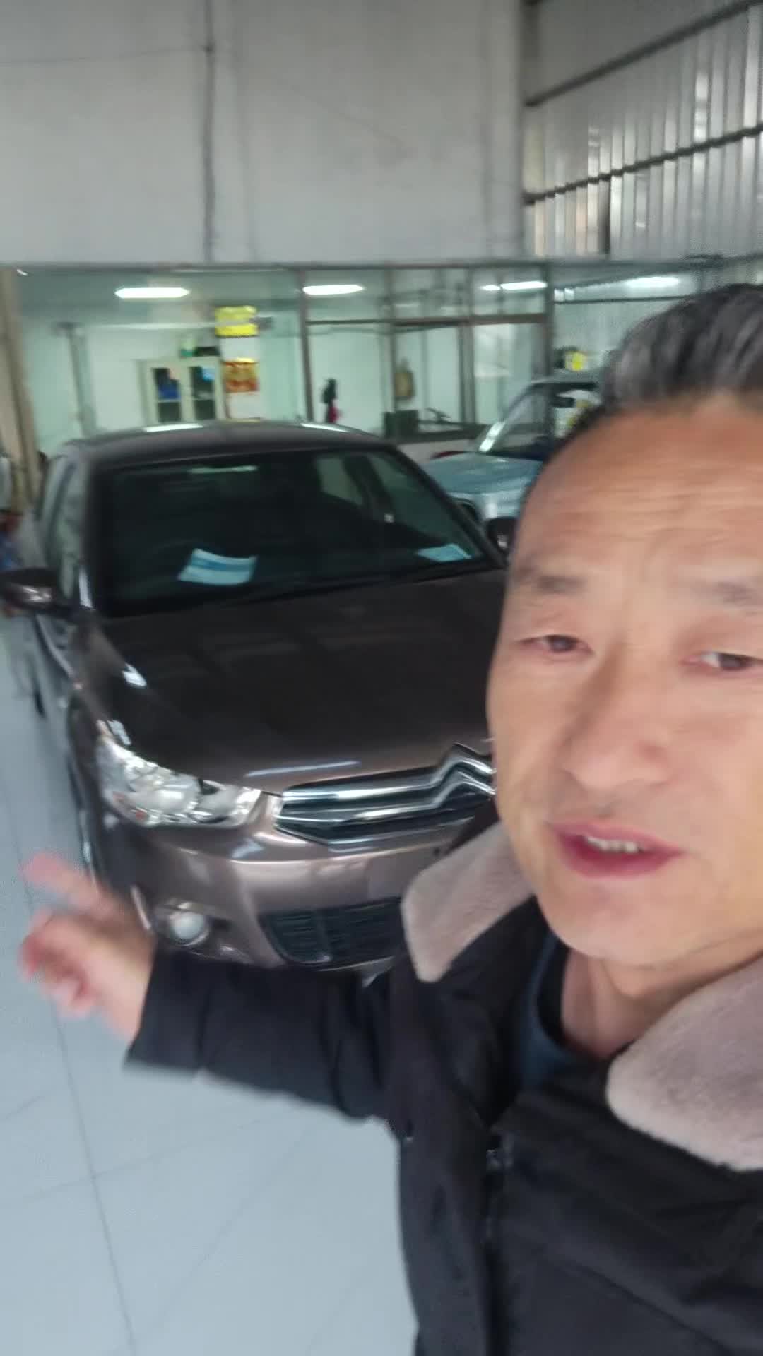 14年经典福克斯1.8自动挡,6万多公里原版原漆,精品车况。#福克斯 #车...