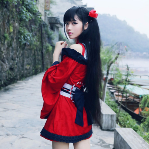 你倾城一笑惊绝了多少年赂 