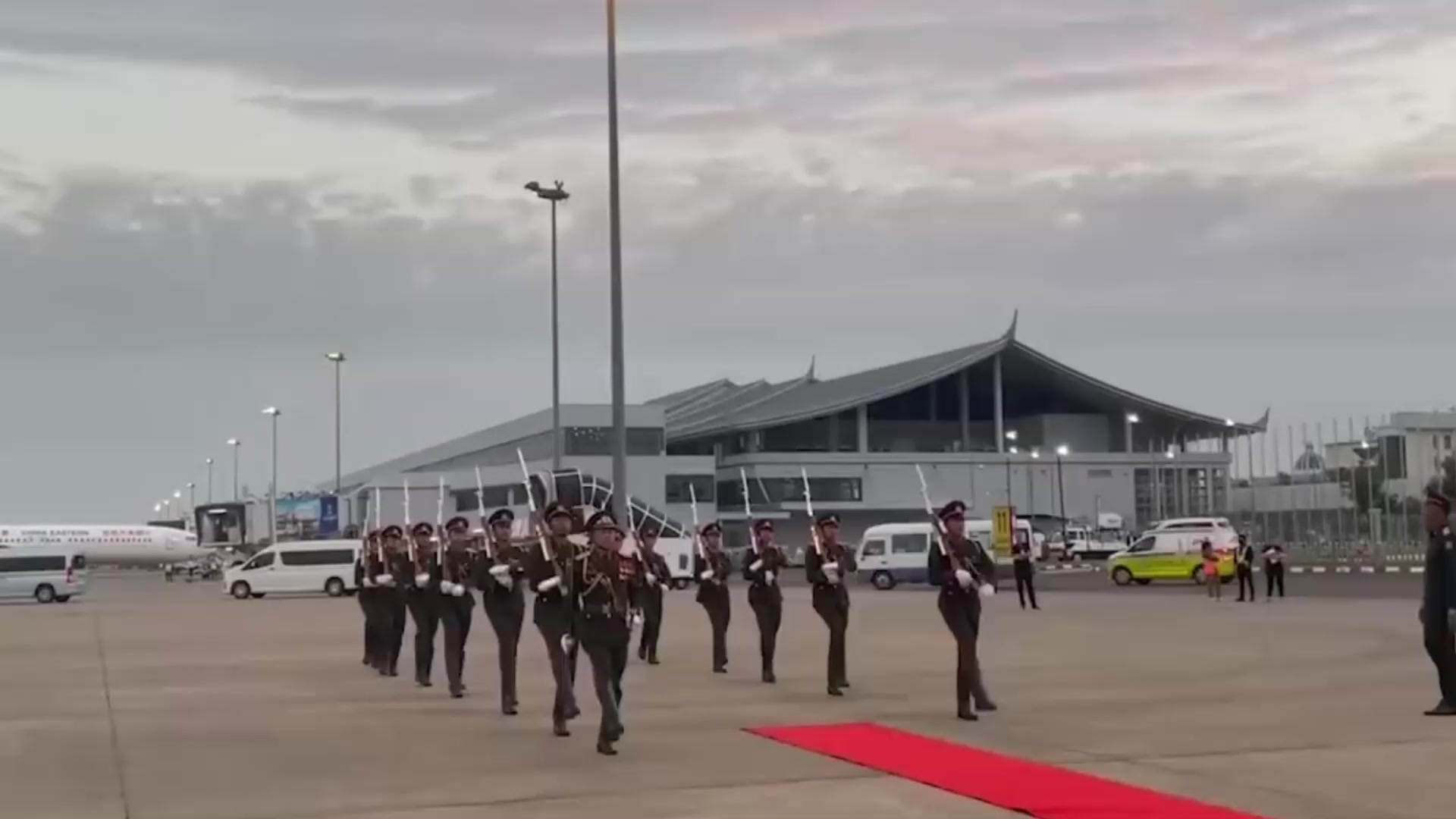 ...绍伊古奉命访问越南,阻止日本一个计划 #普京 #俄罗斯 #军事 #国际