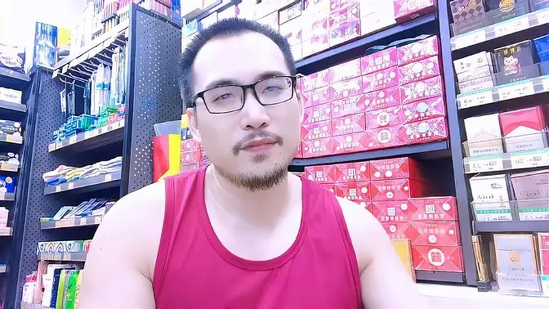 开便利店八年多,真的不想熬夜守店了,你有没有这样的想法