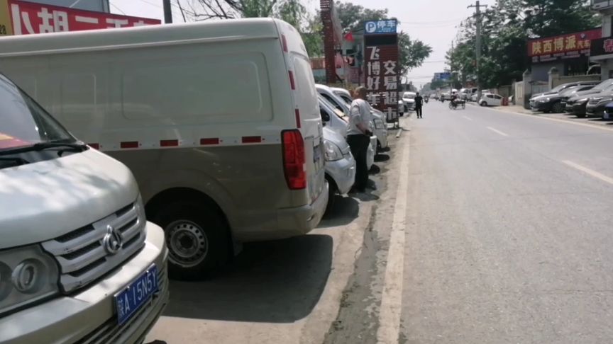 陪朋友买车14500元的二手中国神车五菱宏光,2011年的车,贵吗?
