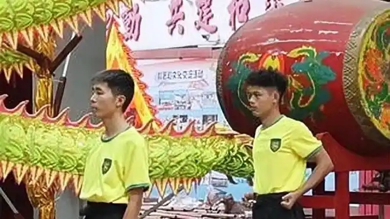传统南狮开桩礼仪 起舞张飞狮,威武人人知!佛山市南海黄飞鸿中联电缆...