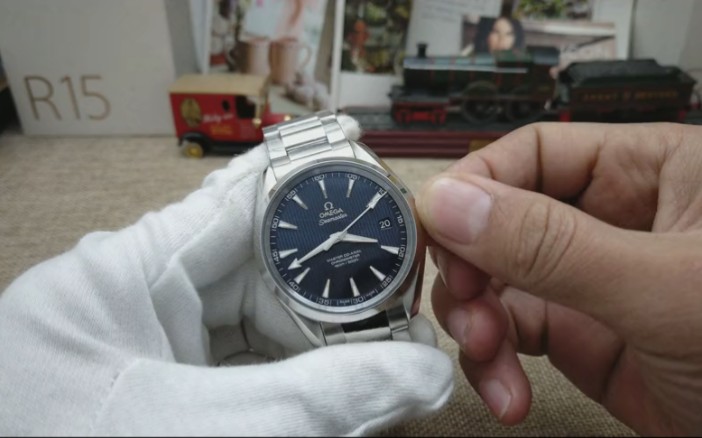 视频讲解测评 VS欧米茄海马150机械手表使用说明 怎么调时间日历上...