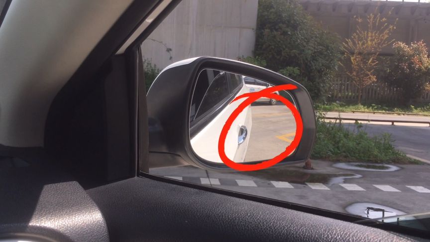 新能源自动挡右倒库,第二个点回方向和第三个点右打满,驾考收藏