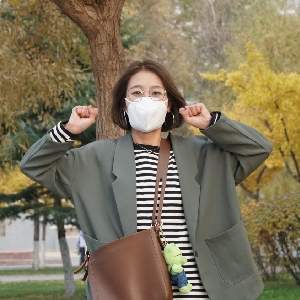 吃不饱学姐 