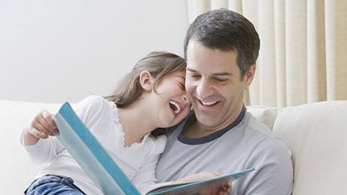 《生活大数据》告诉你,七成父母觉得对孩子陪伴不够