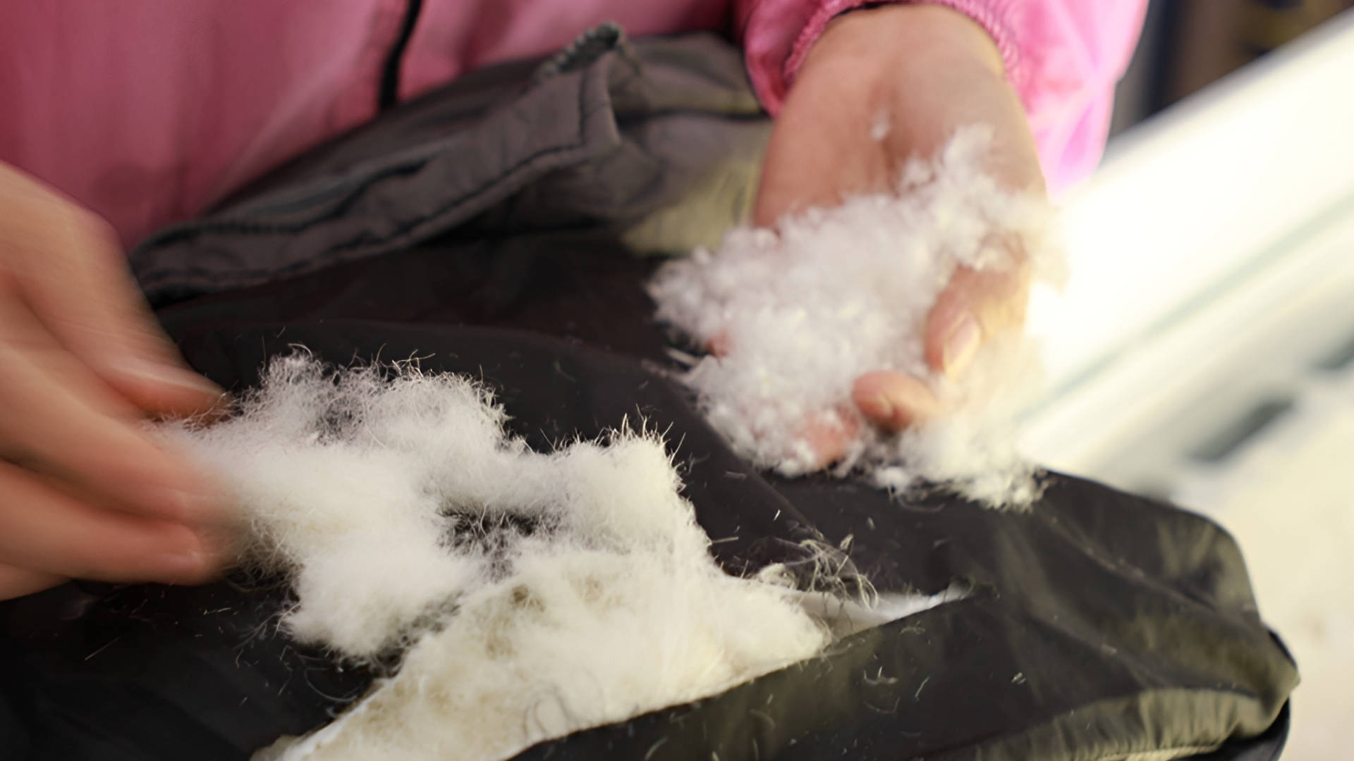 羽绒服“爆改”羽绒被走红!厚度可定制还能省上千元,门店:每天都拆出...