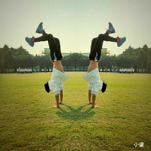 一枚小白梁 