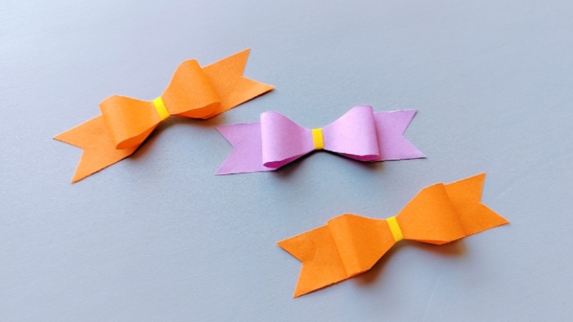 今天教大家折蝴蝶结,简单易学,几个步骤就能折出漂亮的蝴蝶结