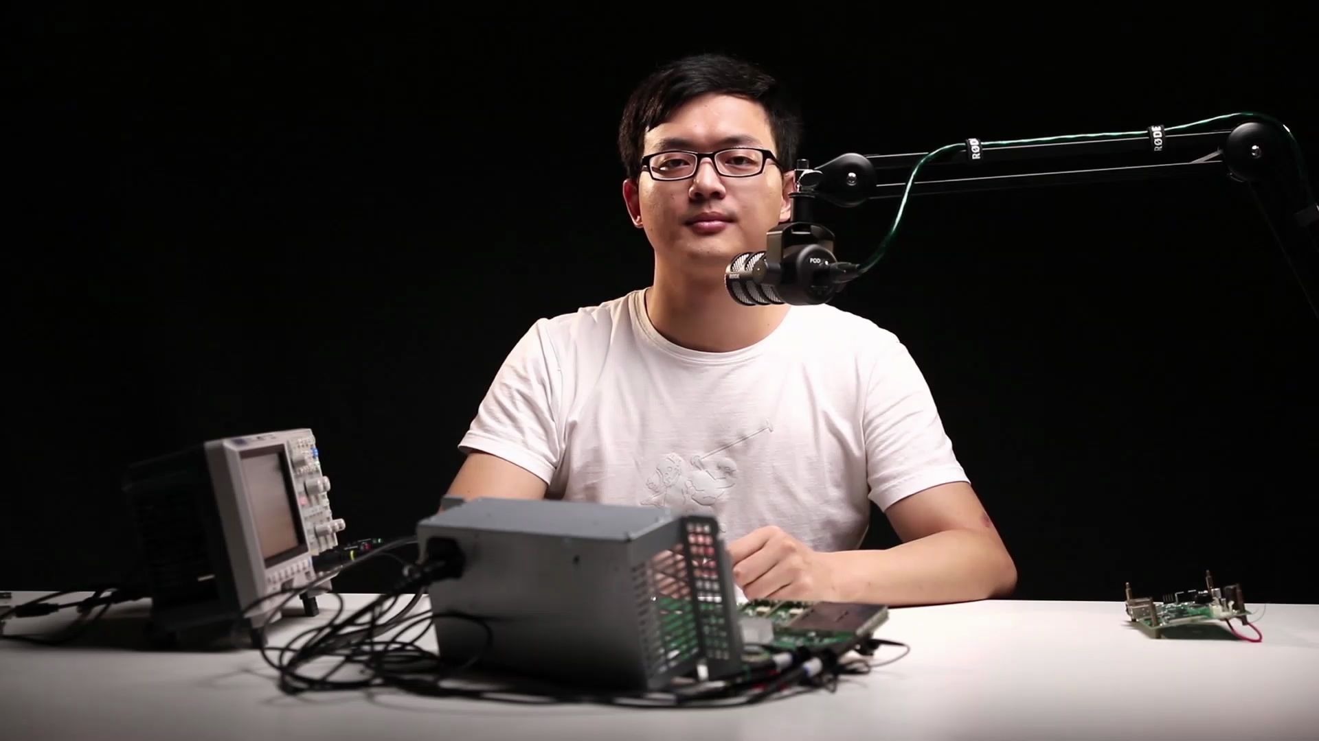 【操作指南】鼎阳科技SDS1104X-C 数字示波器四通道上电时序