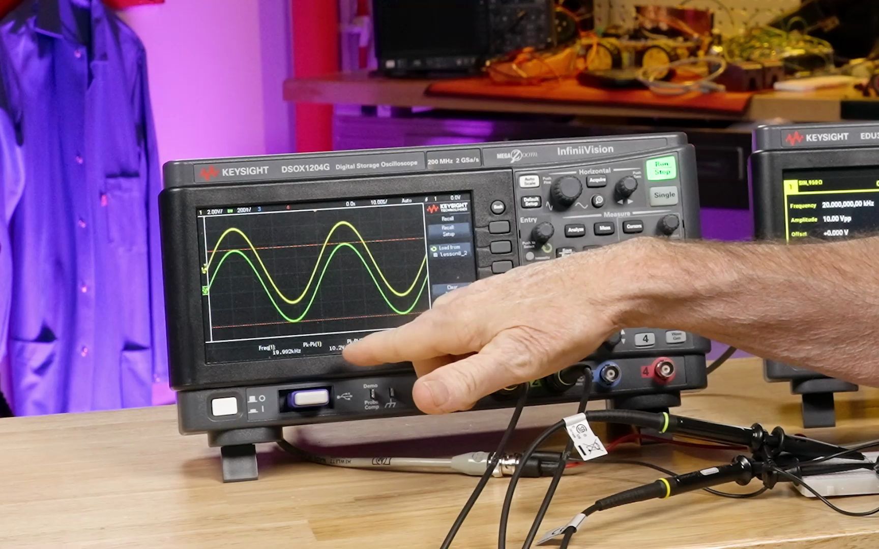 是德官方出品的示波器入门教程! Lesson 8 - Waveform Math And ...