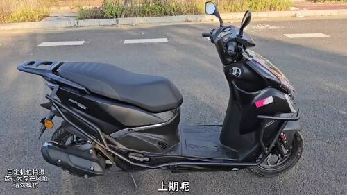 沙夏测试鸿150RS,刹车、行驶、车架、减震、发动机运行如何?(2)