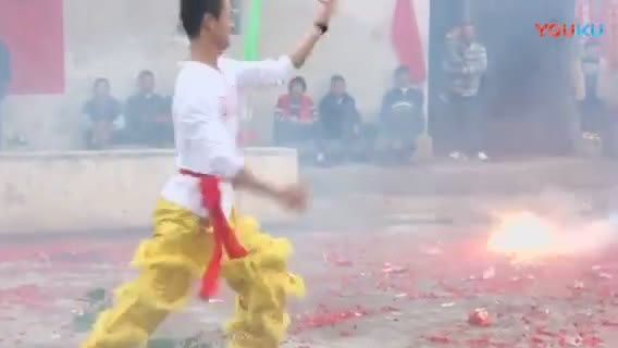 江门市乡村过年舞狮表演:舞狮拳