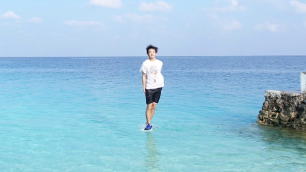 不用PS的情况下,如何拍出在水面行走的照片?