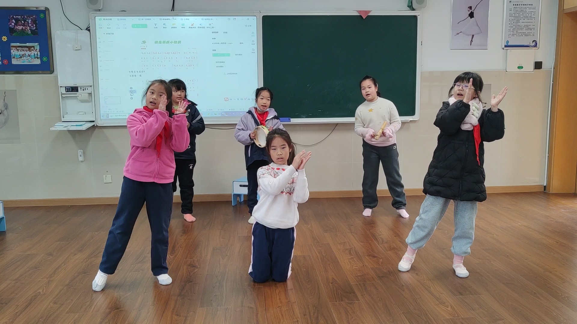 三年级小组合作《我是草原小牧民》