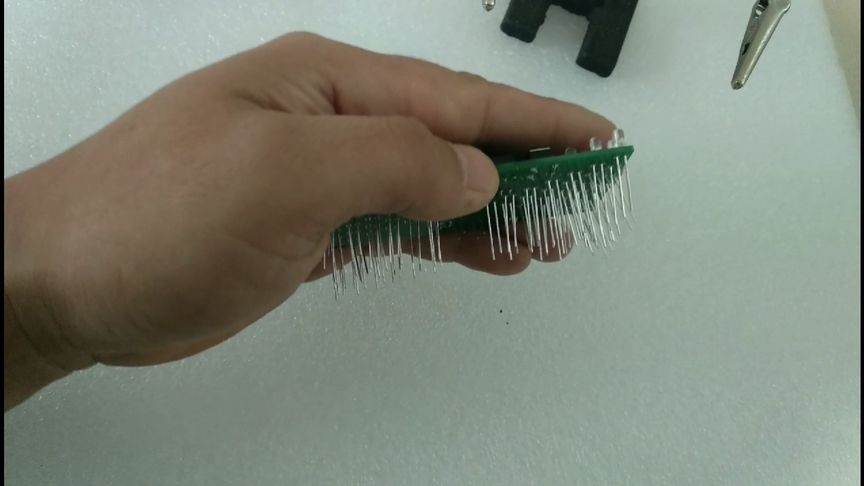 LED灯珠也可以这样玩的,制作一个小玩意,有强迫症的可看不了!
