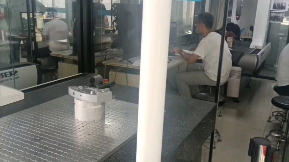 1、三坐标对外测量、检具测量调试2、三坐标编程培训、海克斯康蔡司...